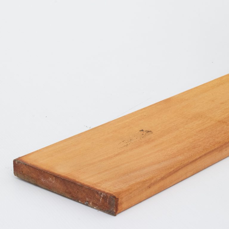 150x25 (140x19) KWILA KD GT/SMOOTH DECKING - Woodmart